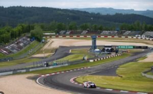 The Longest and Shortest Race Tracks in the World